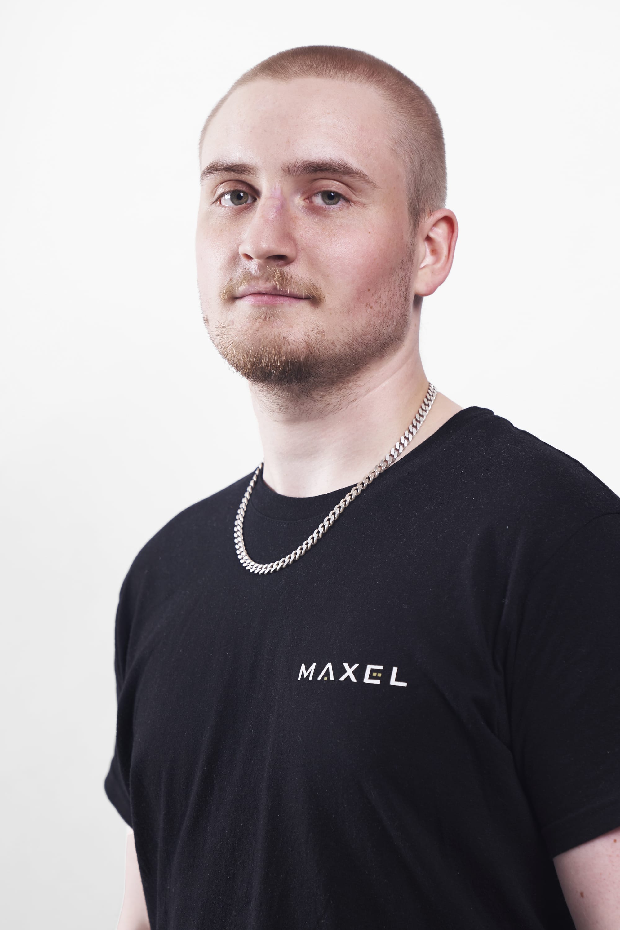 Kontakta oss - Maxel